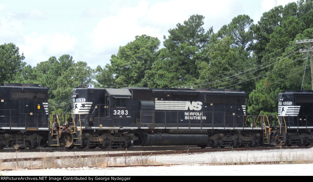 NS 3283 / SD40-2 High-Hood